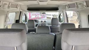 Black Volkswagen Caddy 2011 in Marijampole, with an engine capacity of 1.97 L and mileage of 325 thousand km for 6900 €, photo 16 on AUTOMOTO.COM.LV