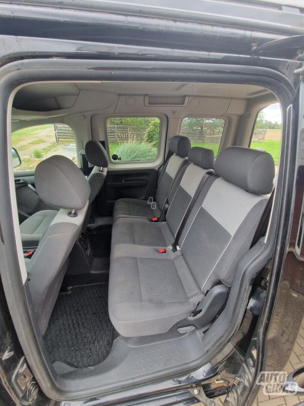 Black Volkswagen Caddy 2011 in Vilnius, with an engine capacity of 1.60 L and mileage of 300 thousand km for 5950 €, photo 6 on AUTOMOTO.COM.LV