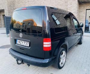 Black Volkswagen Caddy 2011 in Vilnius, with an engine capacity of 1.60 L and mileage of 341 thousand km for 6000 €, photo 6 on AUTOMOTO.COM.LV