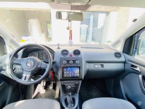 Black Volkswagen Caddy 2011 in Vilnius, with an engine capacity of 1.60 L and mileage of 341 thousand km for 6000 €, photo 10 on AUTOMOTO.COM.LV