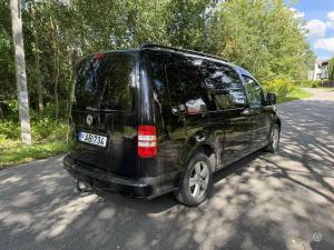 Black Volkswagen Caddy 2011 in Vilnius, with an engine capacity of 1.60 L and mileage of 327 thousand km for 5900 €, photo 5 on AUTOMOTO.COM.LV