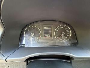 Black Volkswagen Caddy 2011 in Vilnius, with an engine capacity of 1.60 L and mileage of 327 thousand km for 5900 €, photo 13 on AUTOMOTO.COM.LV