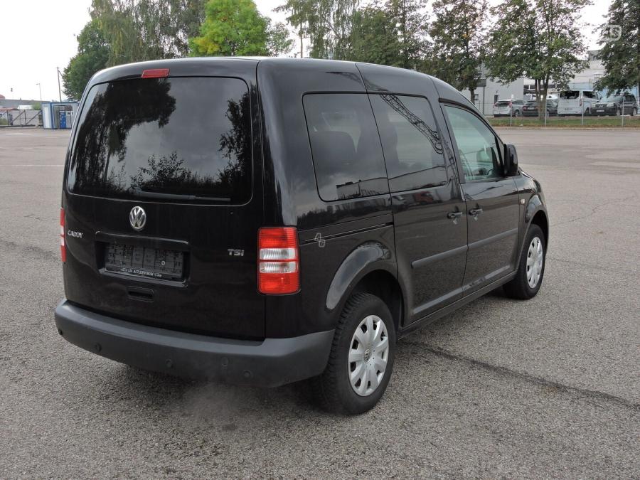 Black Volkswagen Caddy 2011 in Marijampole, with an engine capacity of 1.20 L and mileage of 197 thousand km for 3950 €, photo 6 on AUTOMOTO.COM.LV