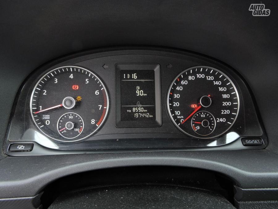 Black Volkswagen Caddy 2011 in Marijampole, with an engine capacity of 1.20 L and mileage of 197 thousand km for 3950 €, photo 11 on AUTOMOTO.COM.LV