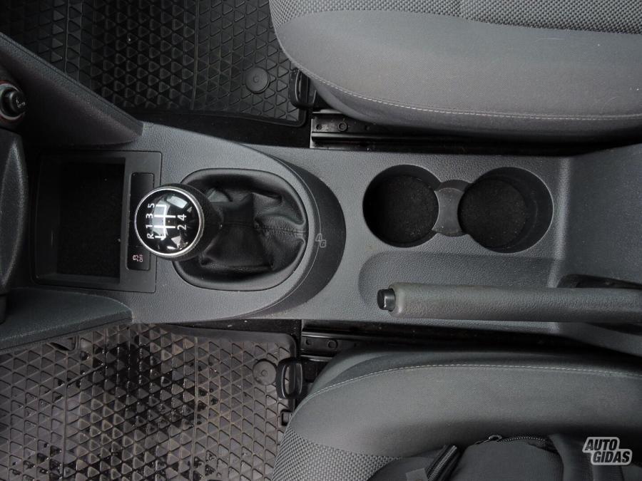 Black Volkswagen Caddy 2011 in Marijampole, with an engine capacity of 1.20 L and mileage of 197 thousand km for 3950 €, photo 14 on AUTOMOTO.COM.LV