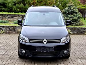 Black Volkswagen Caddy 2012 in Vilnius, with an engine capacity of 1.60 L and mileage of 248 thousand km for 6650 €, photo 13 on AUTOMOTO.COM.LV