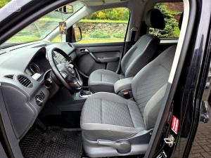 Black Volkswagen Caddy 2012 in Vilnius, with an engine capacity of 1.60 L and mileage of 248 thousand km for 6650 €, photo 17 on AUTOMOTO.COM.LV