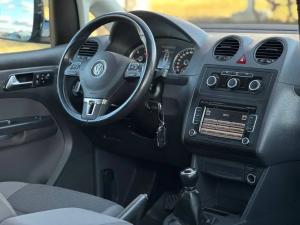 Melns Volkswagen Caddy 2012 Jelgava, ar dzinēja tilpumu 1.60 L un nobraukumu 280 tūkst. km par 6990 €, foto 23 vietnē AUTOMOTO.COM.LV