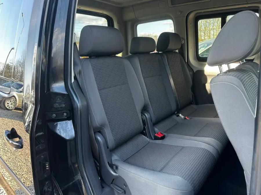 Melns Volkswagen Caddy 2012 Jelgava, ar dzinēja tilpumu 1.60 L un nobraukumu 280 tūkst. km par 6990 €, foto 25 vietnē AUTOMOTO.COM.LV