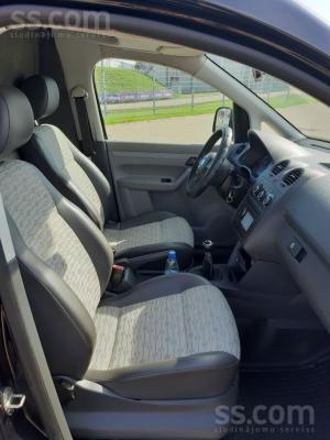 Melns Volkswagen Caddy 2012 Valmiera, ar dzinēja tilpumu 2.00 L un nobraukumu 329 tūkst. km par 6990 €, foto 5 vietnē AUTOMOTO.COM.LV