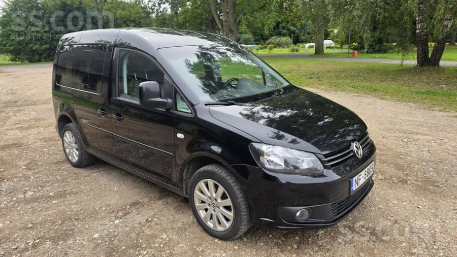 Melns Volkswagen Caddy 2012 Valmiera, ar dzinēja tilpumu 1.60 L un nobraukumu 428 tūkst. km par 3950 €, foto 7 vietnē AUTOMOTO.COM.LV