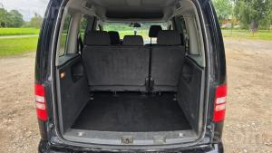 Melns Volkswagen Caddy 2012 Valmiera, ar dzinēja tilpumu 1.60 L un nobraukumu 428 tūkst. km par 3950 €, foto 8 vietnē AUTOMOTO.COM.LV