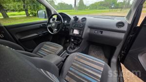 Melns Volkswagen Caddy 2012 Valmiera, ar dzinēja tilpumu 1.60 L un nobraukumu 428 tūkst. km par 3950 €, foto 11 vietnē AUTOMOTO.COM.LV