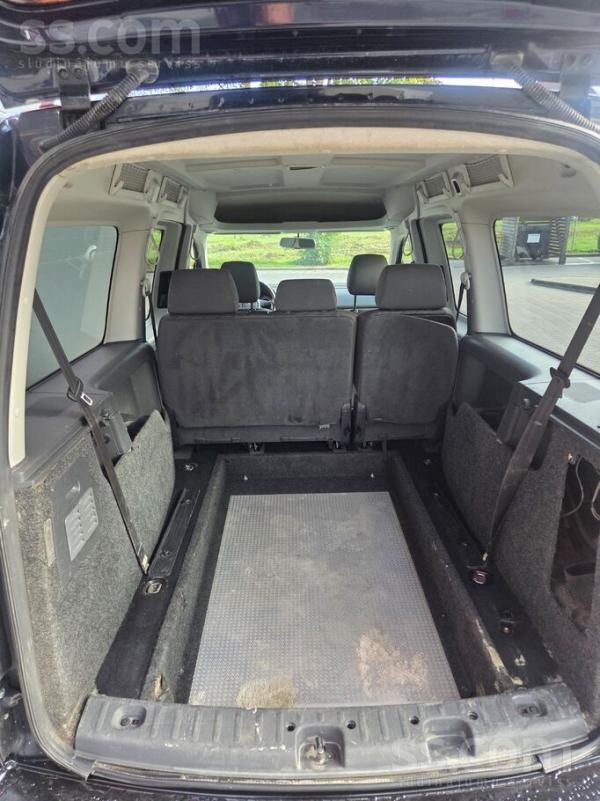 Black Volkswagen Caddy 2012 in Riga, with an engine capacity of 2.00 L and mileage of 0 thousand km for 5900 €, photo 8 on AUTOMOTO.COM.LV