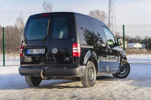 Melns Volkswagen Caddy 2013 Rīga, ar dzinēja tilpumu 1.60 L un nobraukumu 243 tūkst. km par 5690 €, foto 6 vietnē AUTOMOTO.COM.LV