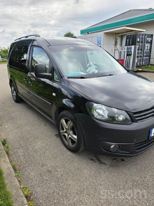 Melns Volkswagen Caddy 2013 Rīga, ar dzinēja tilpumu 2.00 L un nobraukumu 223 tūkst. km par 9500 €, foto 1 vietnē AUTOMOTO.COM.LV