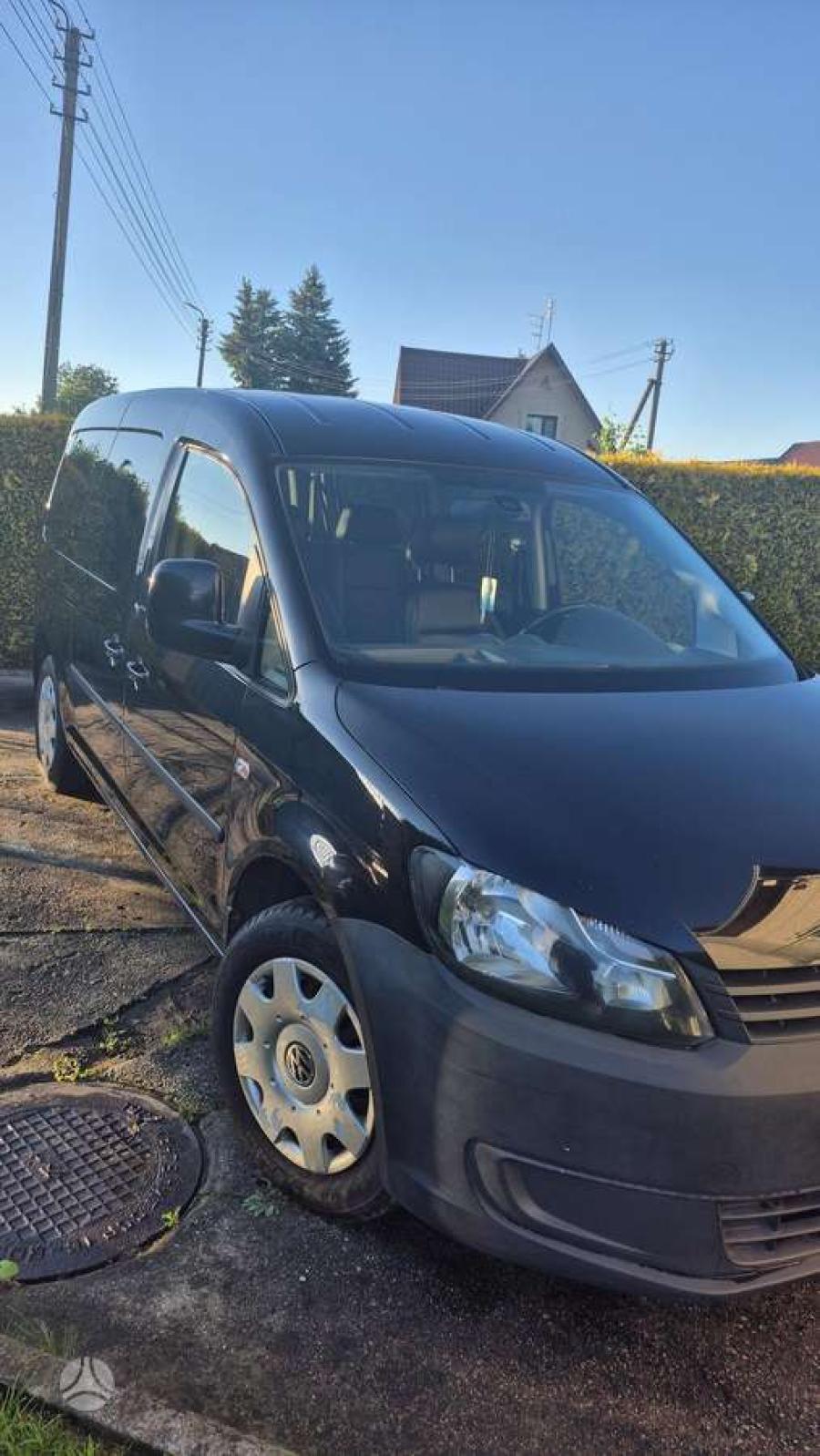 Black Volkswagen Caddy 2013 in Kaunas, with an engine capacity of 2.00 L and mileage of 316 thousand km for 5900 €, photo 3 on AUTOMOTO.COM.LV