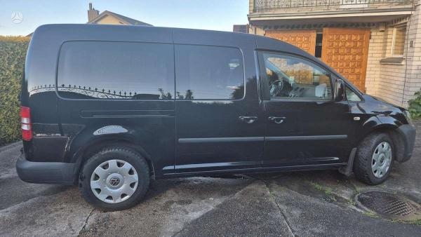Melns Volkswagen Caddy 2013 Kauņa, ar dzinēja tilpumu 2.00 L un nobraukumu 316 tūkst. km par 5900 €, foto 4 vietnē AUTOMOTO.COM.LV
