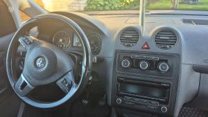 Black Volkswagen Caddy 2013 in Kaunas, with an engine capacity of 2.00 L and mileage of 316 thousand km for 5900 €, photo 8 on AUTOMOTO.COM.LV