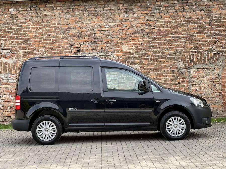 Melns Volkswagen Caddy 2013 Kėdainiai, ar dzinēja tilpumu 1.60 L un nobraukumu 190 tūkst. km par 7300 €, foto 7 vietnē AUTOMOTO.COM.LV
