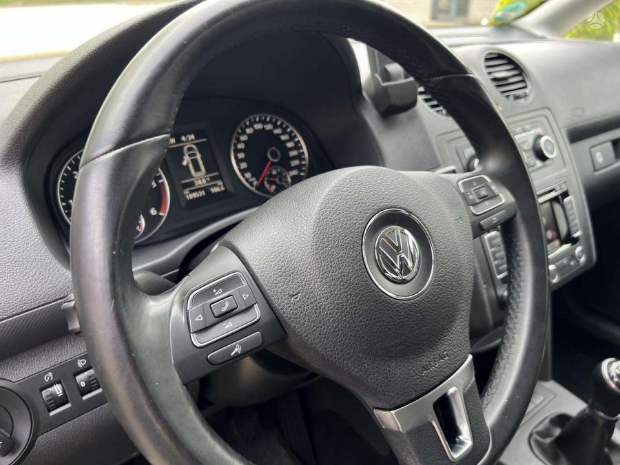 Melns Volkswagen Caddy 2013 Kėdainiai, ar dzinēja tilpumu 1.60 L un nobraukumu 190 tūkst. km par 7300 €, foto 26 vietnē AUTOMOTO.COM.LV