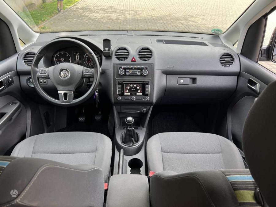 Melns Volkswagen Caddy 2013 Kėdainiai, ar dzinēja tilpumu 1.60 L un nobraukumu 190 tūkst. km par 7300 €, foto 33 vietnē AUTOMOTO.COM.LV