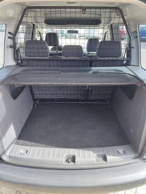 Black Volkswagen Caddy 2013 in Marijampole, with an engine capacity of 1.60 L and mileage of 254 thousand km for 5100 €, photo 12 on AUTOMOTO.COM.LV