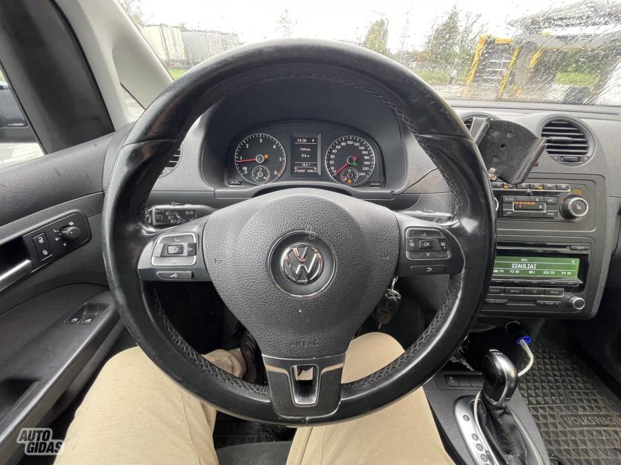Melns Volkswagen Caddy 2013 Šauļi, ar dzinēja tilpumu 2.00 L un nobraukumu 319 tūkst. km par 4399 €, foto 18 vietnē AUTOMOTO.COM.LV