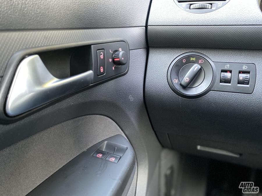 Melns Volkswagen Caddy 2014 Utena, ar dzinēja tilpumu 2.00 L un nobraukumu 300 tūkst. km par 10950 €, foto 7 vietnē AUTOMOTO.COM.LV