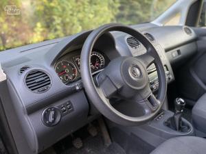 Melns Volkswagen Caddy 2014 Utena, ar dzinēja tilpumu 2.00 L un nobraukumu 300 tūkst. km par 10950 €, foto 26 vietnē AUTOMOTO.COM.LV