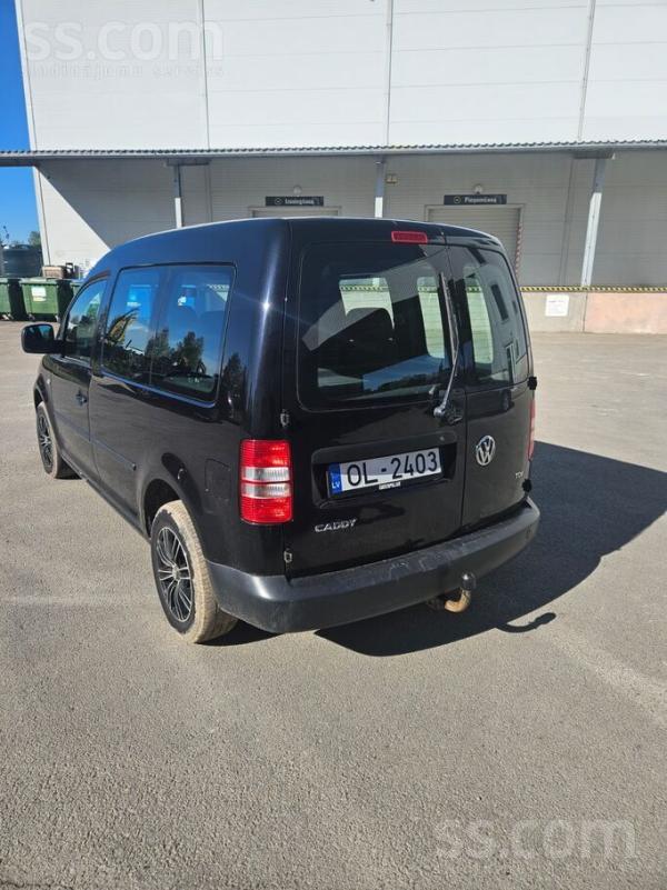 Melns Volkswagen Caddy 2014 Rīga, ar dzinēja tilpumu 1.60 L un nobraukumu 265 tūkst. km par 3500 €, foto 4 vietnē AUTOMOTO.COM.LV