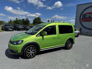 Melns Volkswagen Caddy 2014 Telšiai, ar dzinēja tilpumu 1.97 L un nobraukumu 242 tūkst. km par 8499 €, foto 3 vietnē AUTOMOTO.COM.LV