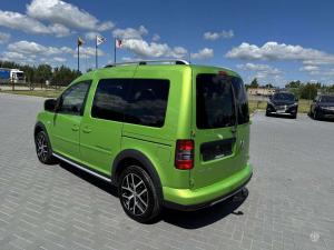 Melns Volkswagen Caddy 2014 Telšiai, ar dzinēja tilpumu 1.97 L un nobraukumu 242 tūkst. km par 8499 €, foto 5 vietnē AUTOMOTO.COM.LV