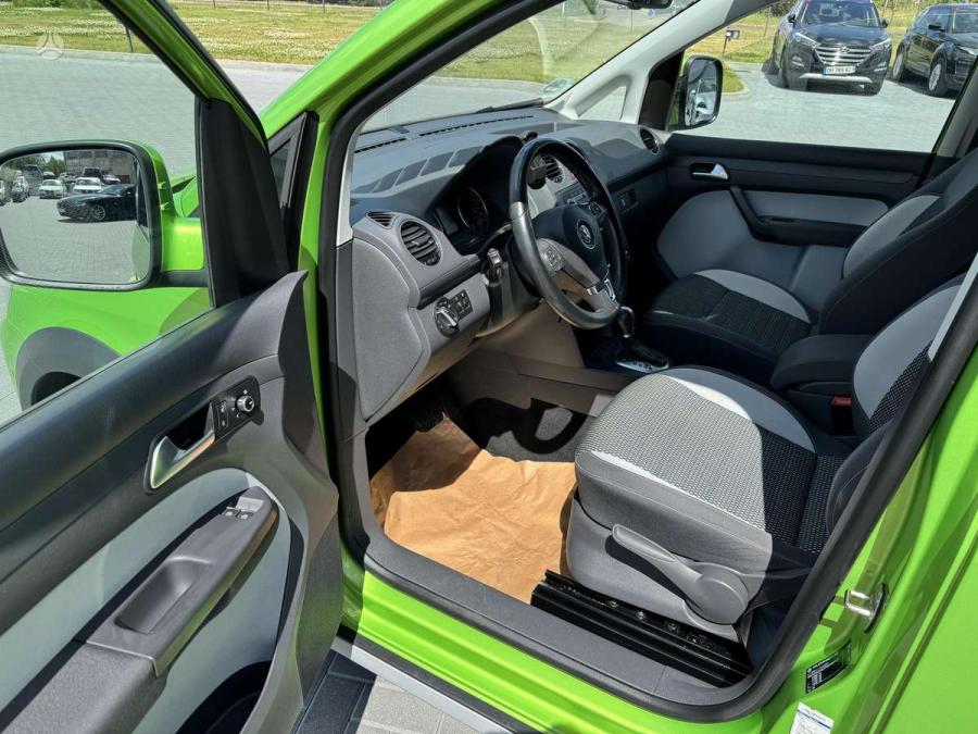 Melns Volkswagen Caddy 2014 Telšiai, ar dzinēja tilpumu 1.97 L un nobraukumu 242 tūkst. km par 8499 €, foto 15 vietnē AUTOMOTO.COM.LV