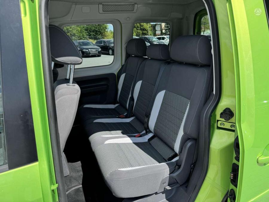 Melns Volkswagen Caddy 2014 Telšiai, ar dzinēja tilpumu 1.97 L un nobraukumu 242 tūkst. km par 8499 €, foto 19 vietnē AUTOMOTO.COM.LV