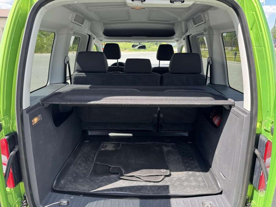 Melns Volkswagen Caddy 2014 Telšiai, ar dzinēja tilpumu 1.97 L un nobraukumu 242 tūkst. km par 8499 €, foto 20 vietnē AUTOMOTO.COM.LV