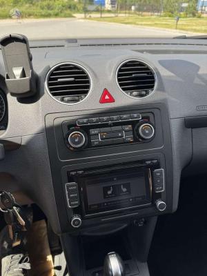 Melns Volkswagen Caddy 2014 Telšiai, ar dzinēja tilpumu 1.97 L un nobraukumu 242 tūkst. km par 8499 €, foto 24 vietnē AUTOMOTO.COM.LV