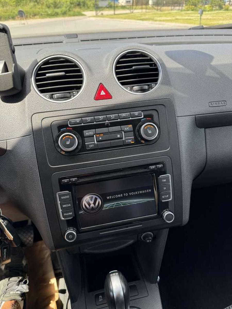 Melns Volkswagen Caddy 2014 Telšiai, ar dzinēja tilpumu 1.97 L un nobraukumu 242 tūkst. km par 8499 €, foto 26 vietnē AUTOMOTO.COM.LV