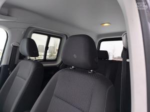 Black Volkswagen Caddy 2015 in Vilnius, with an engine capacity of 2.00 L and mileage of 149 thousand km for 10600 €, photo 24 on AUTOMOTO.COM.LV