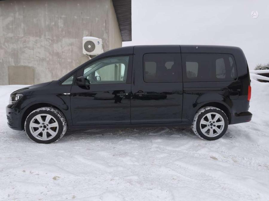 Black Volkswagen Caddy 2015 in Kedainiai, with an engine capacity of 1.97 L and mileage of 257 thousand km for 11000 €, photo 4 on AUTOMOTO.COM.LV