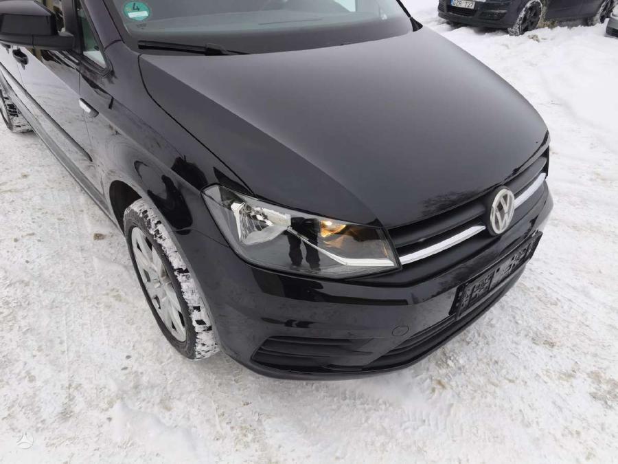 Black Volkswagen Caddy 2015 in Kedainiai, with an engine capacity of 1.97 L and mileage of 257 thousand km for 11000 €, photo 6 on AUTOMOTO.COM.LV