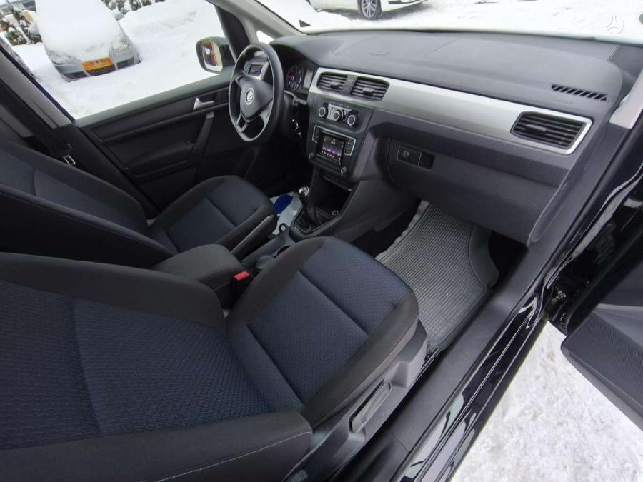 Black Volkswagen Caddy 2015 in Kedainiai, with an engine capacity of 1.97 L and mileage of 257 thousand km for 11000 €, photo 19 on AUTOMOTO.COM.LV