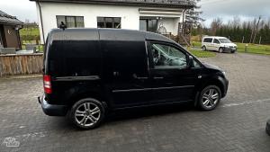 Black Volkswagen Caddy 2015 in Telschi, with an engine capacity of 1.60 L and mileage of 178 thousand km for 6000 €, photo 4 on AUTOMOTO.COM.LV