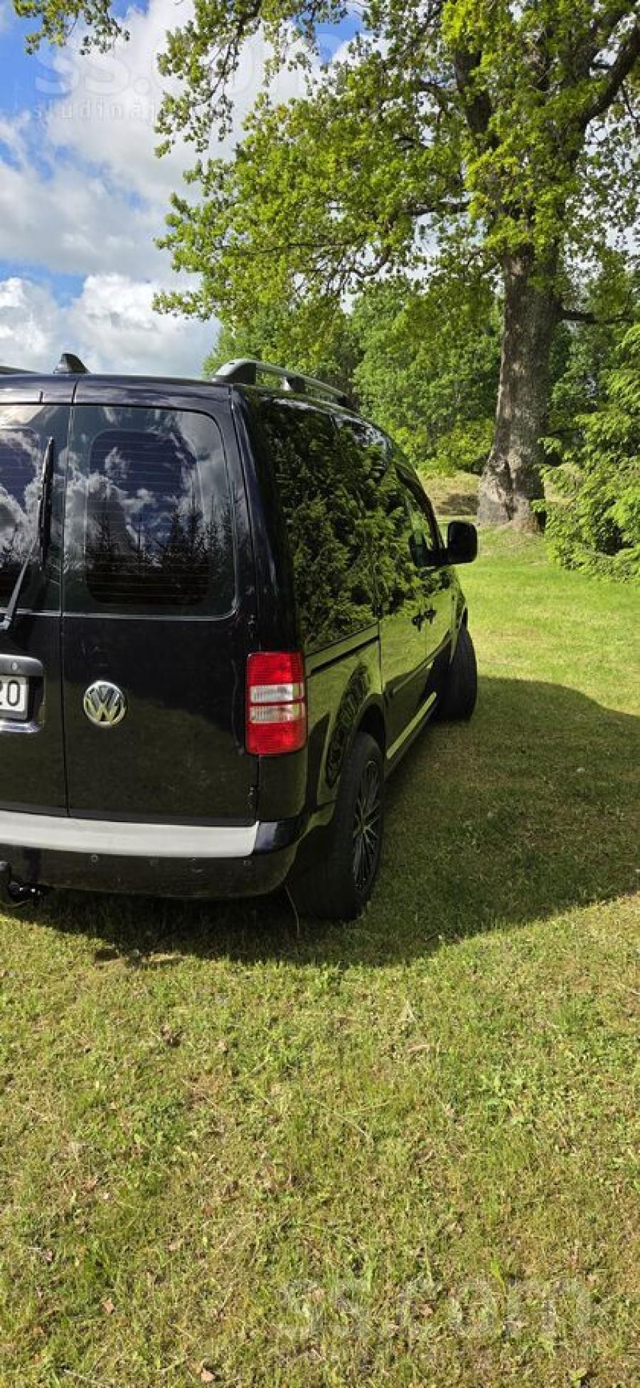 Melns Volkswagen Caddy 2015 Talsi, ar dzinēja tilpumu 1.60 L un nobraukumu 329 tūkst. km par 5850 €, foto 7 vietnē AUTOMOTO.COM.LV