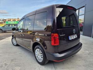 Black Volkswagen Caddy 2015 in Utena, with an engine capacity of 1.20 L and mileage of 166 thousand km for 6990 €, photo 4 on AUTOMOTO.COM.LV