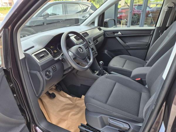 Melns Volkswagen Caddy 2015 Utena, ar dzinēja tilpumu 1.20 L un nobraukumu 166 tūkst. km par 6990 €, foto 9 vietnē AUTOMOTO.COM.LV
