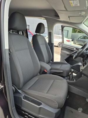 Black Volkswagen Caddy 2015 in Utena, with an engine capacity of 1.20 L and mileage of 166 thousand km for 6990 €, photo 14 on AUTOMOTO.COM.LV