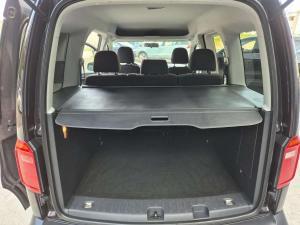 Black Volkswagen Caddy 2015 in Utena, with an engine capacity of 1.20 L and mileage of 166 thousand km for 6990 €, photo 19 on AUTOMOTO.COM.LV