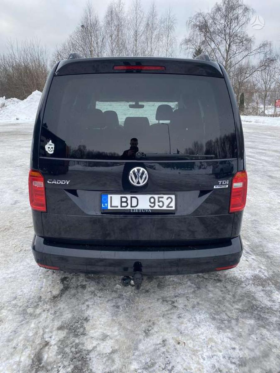 Black Volkswagen Caddy 2016 in Klaipeda, with an engine capacity of 1.97 L and mileage of 248 thousand km for 6500 €, photo 6 on AUTOMOTO.COM.LV