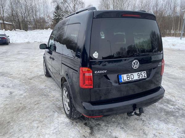 Melns Volkswagen Caddy 2016 Klaipėda, ar dzinēja tilpumu 1.97 L un nobraukumu 248 tūkst. km par 6500 €, foto 7 vietnē AUTOMOTO.COM.LV